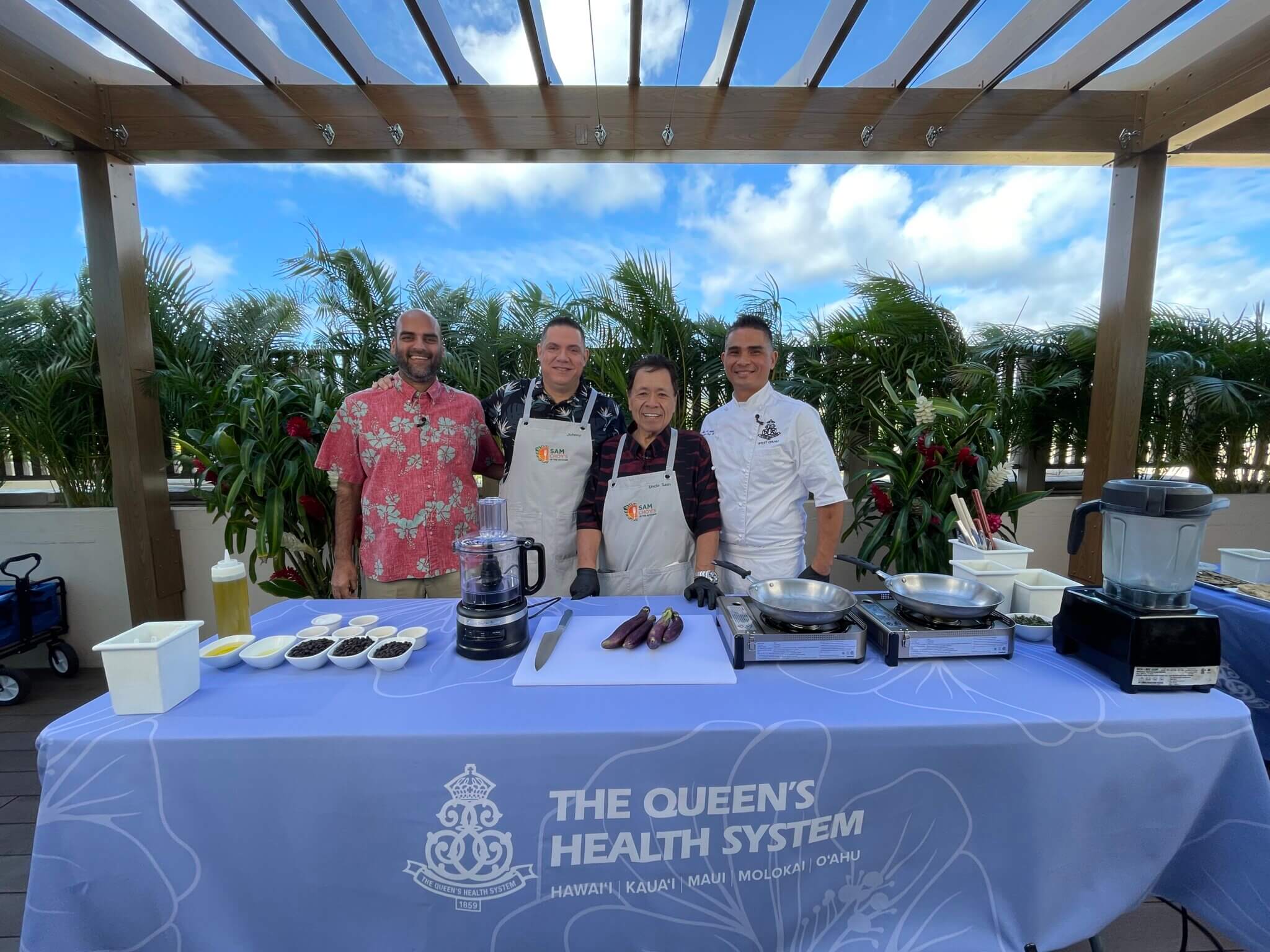Sam Choy’s in the Kitchen Visits The Queen’s Medical Center-West Oahu ...