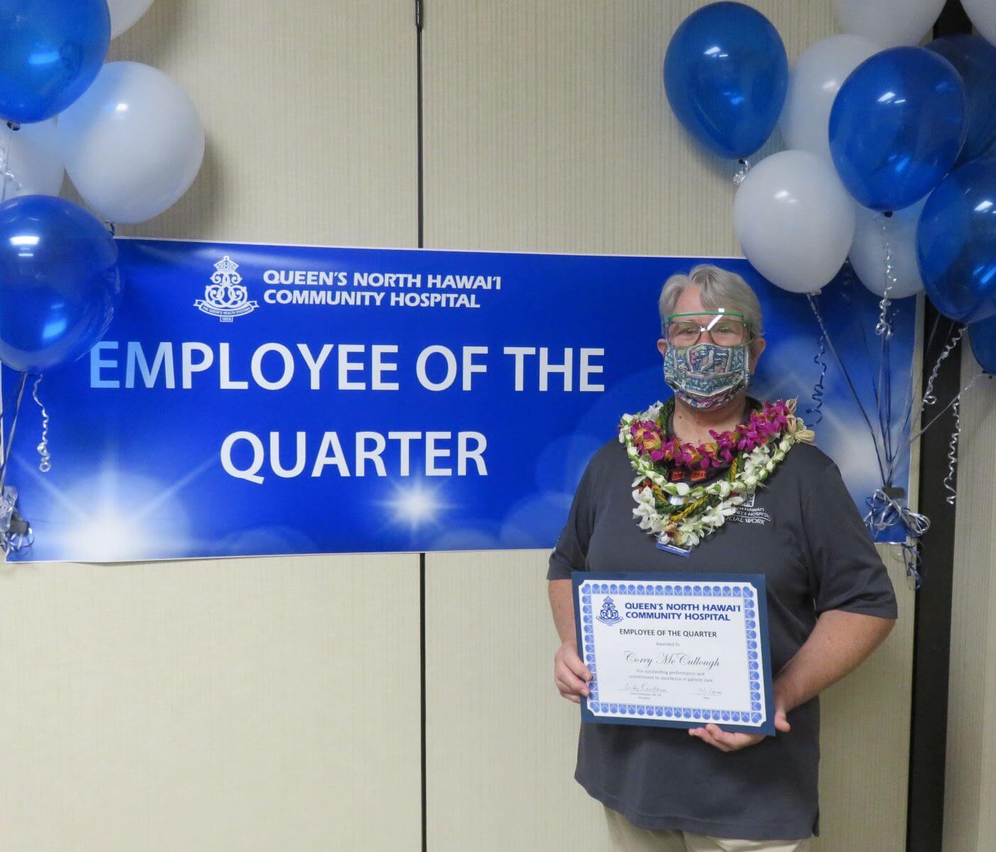 QNHCH Names Employee of the Quarter – The Queen′s Health Systems